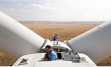 Spanish regulator to inspect 800 wind farms on fraud suspicions